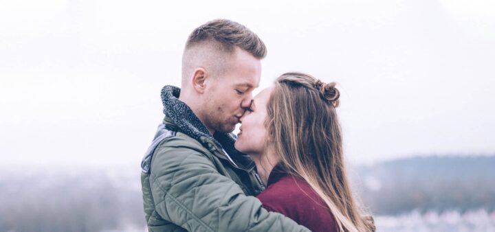 JW Crowd – Dating Platform for Jehovah's Witnesses and Friends